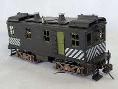 HO Scale Box Cab Diesel Track Cleaner , bachmann spectrum GE 44 ton ...
