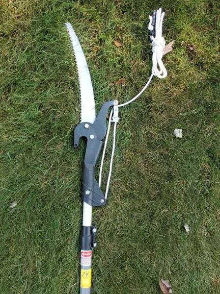 Telescoping tree limb lopper. - Bid-Assets Online Auctions