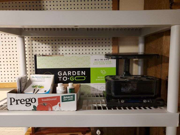 Miracle Gro Garden To Go Mesclun Green Mix, Aero Garden Seed Pod, and ...