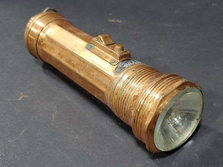 Vintage rayovac solid copper flashlight. Complete light, no parts ...