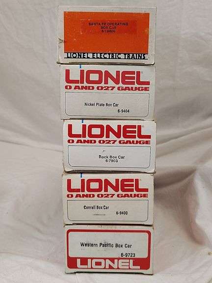 (5) assorted Lionel boxcars including 9723 WP Western Pacific, 9400 ...