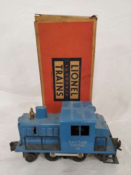 Lionel #51 switcher with original box. - Bid-Assets Online Auctions