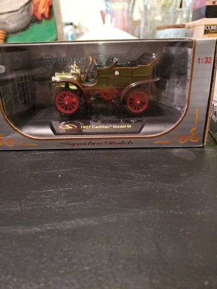 1907 Caddilac Model M by signature models - Bid-Assets Online Auctions