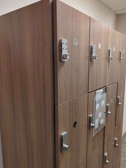 50x 76hx21d 16 unit laminated locker with keyless one locks. No keys ...