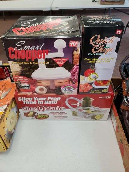 Assorted food choppers including Smart chopper, quick chop, sliceomatic ...