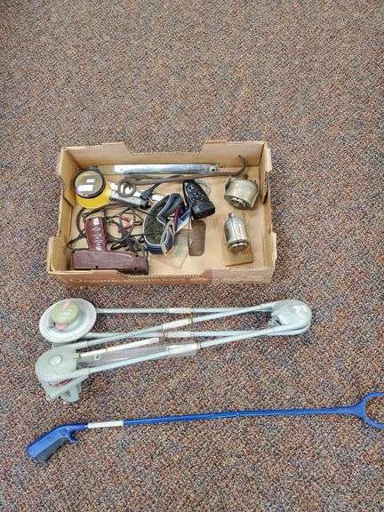 Mixed lot including boardmaster drafting table accessory, shelf grabber ...