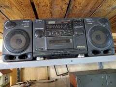 Sony CFD-510 mega base AM/FM cassette boombox, Panasonic RF-1403 AM/FM ...