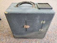 Antique Herman DeVry Chicago #113 motion picture portable projector ...