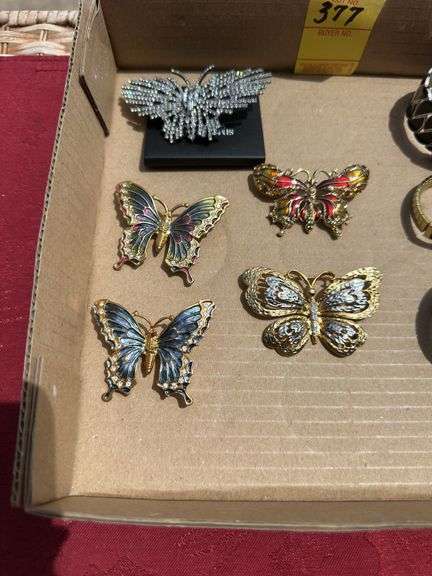 5 butterfly brooches (1 by Vera Wang, 1 Monet) plus Geneva & Studio ...
