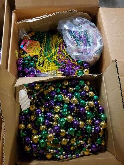 3 boxes of Mardi Gras decor - Bid-Assets Online Auctions