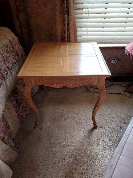 Henredon side table measuring 26 in square X 24 in H. Blonde oak with ...