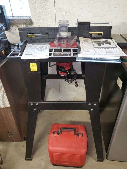 Craftsman 1-1/2 horsepower router model number 315.174710 with owners ...