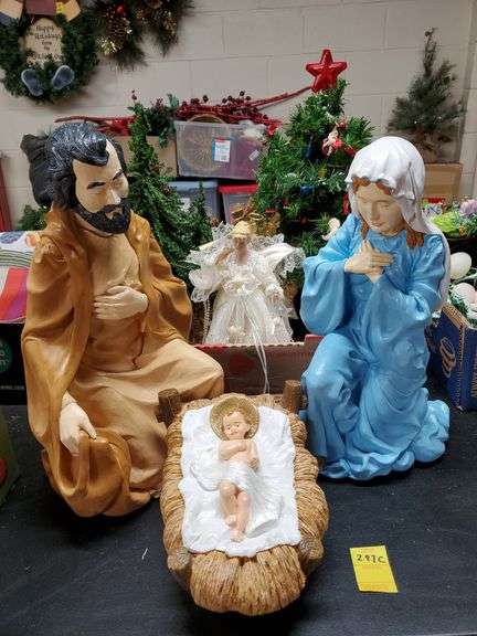 Ceramic Joseph, Mary and baby Jesus (some chipping on the figures ...