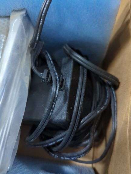 Appears to be new in box Phonic Ear Radium model 9155r Portable sound ...