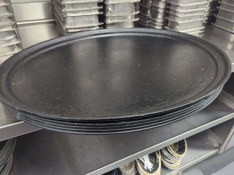 26-In cambro and Carlisle black bussing trays X5 - Bid-Assets Online ...