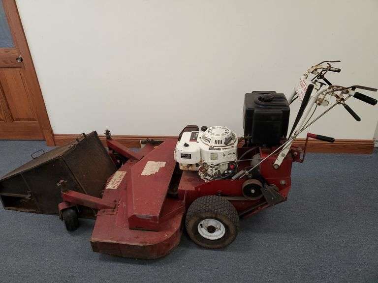 Model 4814 k o, Giant Mow by Giant Vac Mfg. Inc. self-propelled 48-in ...