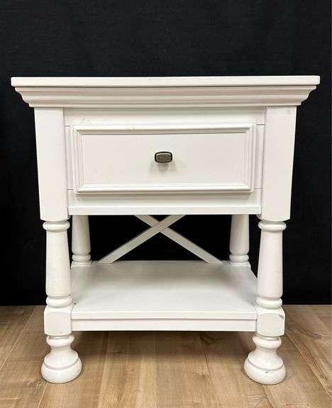 Night Stand - Bartlett Auctions Inc.