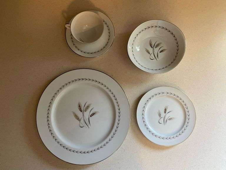 Three Castle China; Serving Ware; Plates - Bartkus Auctioneers