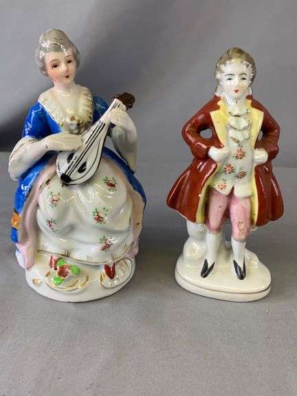 Two Statues: Made in Occupied Japan - Bartkus Auctioneers