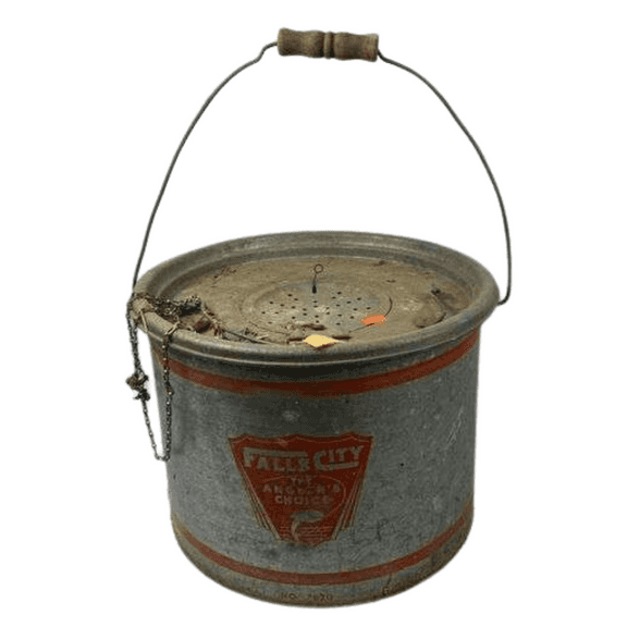Vintage Galvanized Minnow Bucket Floating - Bartkus Auctioneers