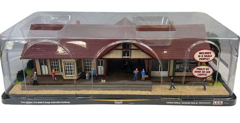 Menards Gold Line O Scale Building: Prelit Train Station & People New ...