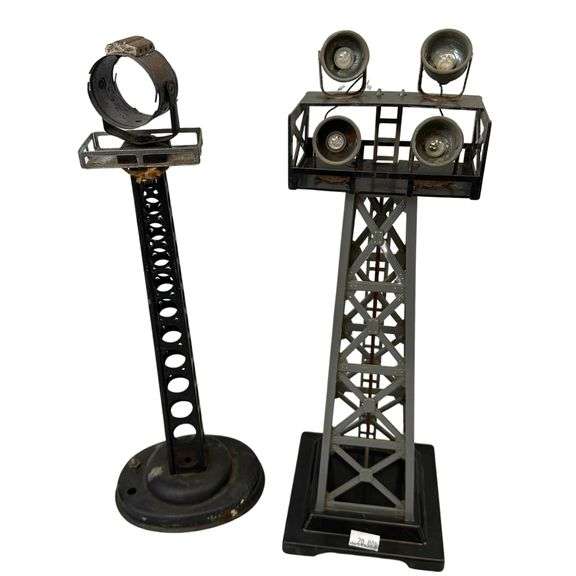 MARX Pressed Metal Searchlight Tower + Plastic 4 Lamp Floodlight ...