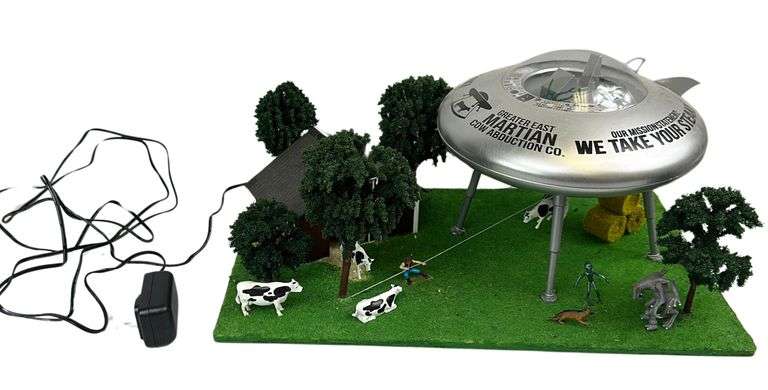 Scenery Buildings UFO Scene Menards 279-4439 We Take Your Steaks Alien ...