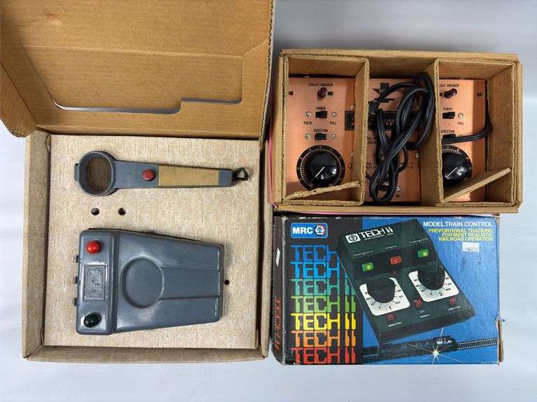 Model Train Control LOT Transformer MRC TECH II GE Audio-Engineer Throttle - Bartkus Auctioneers