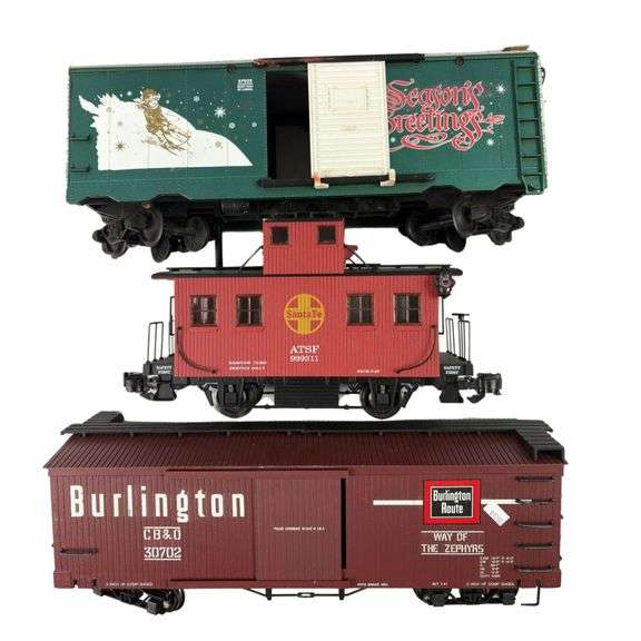 G LOT 3 Train Cars Caboose Boxcars Season's Greetings - Bartkus Auctioneers