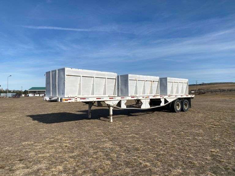1959 40' Homemade Flatbed Grape Trailer - Booker Auction Company