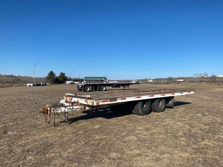 1976 Hyster 25' Lowboy Trailer - Booker Auction Company