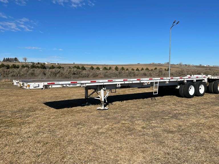 1981 Trailmobile F71T-0CAH 40'Flatbed Trailer - Booker Auction Company