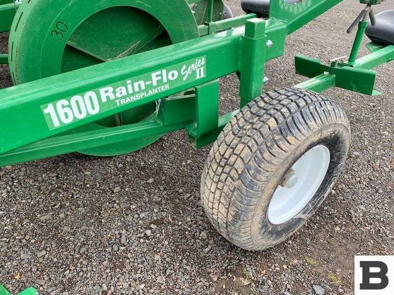Rain-Flo 1600 Vegetable Transplanter - Booker Auction Company