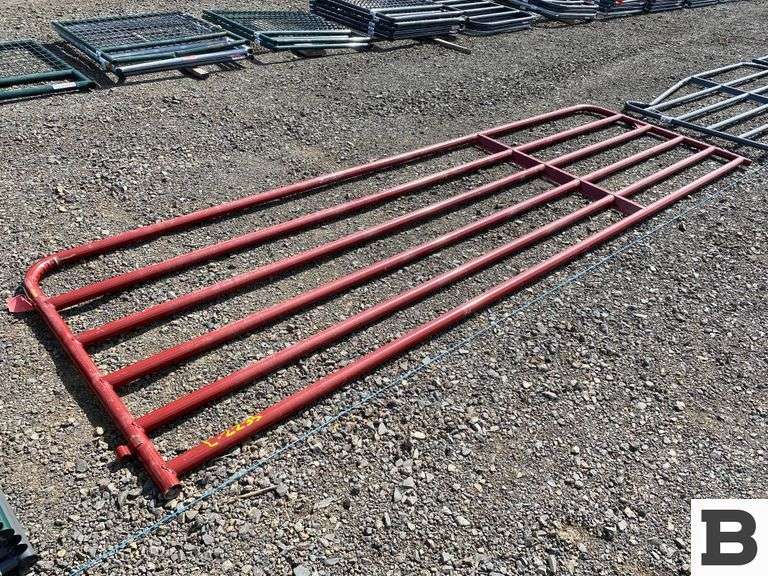 Behlen Country 14' Heavy Duty Gate - Booker Auction Company