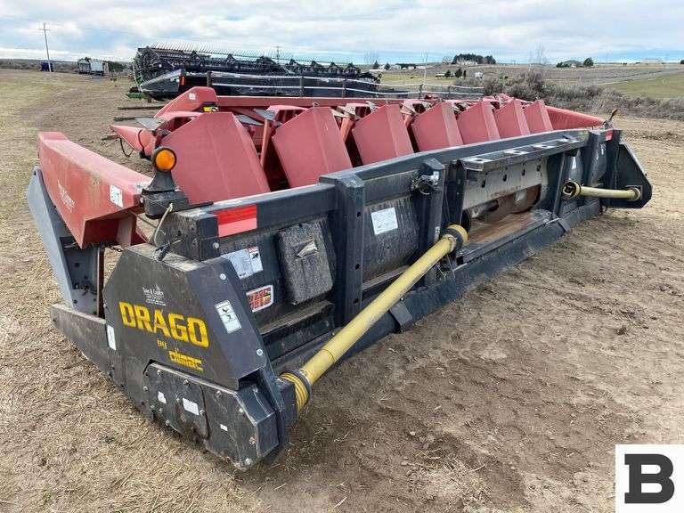 2010 Olimac Drago N8TR 8 Row Corn Header - Booker Auction Company