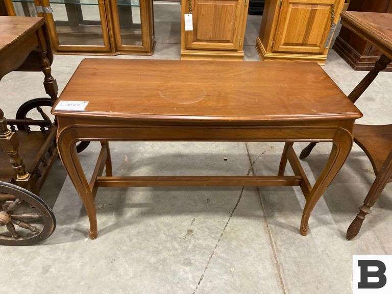 36" Entryway Table - Booker Auction Company
