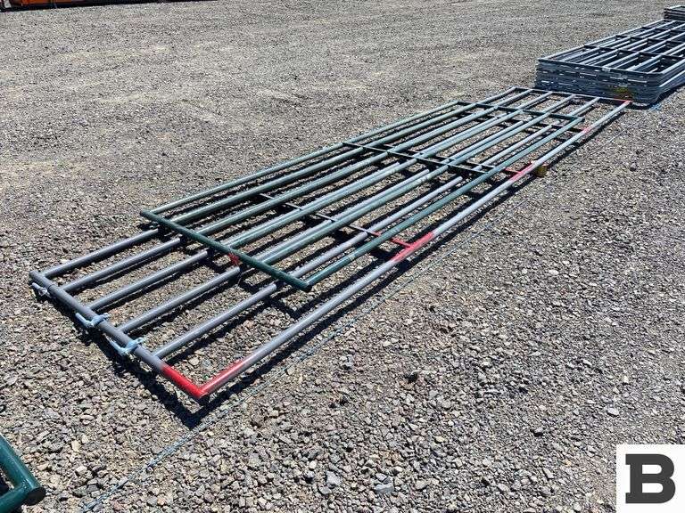 Behlen Country Gates - Booker Auction Company