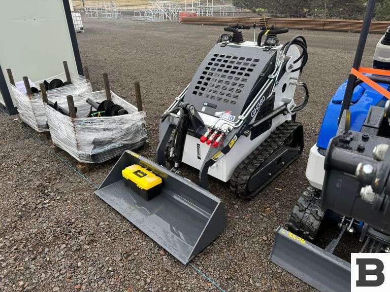 Aboss GH380 Mini Skid Steer - Booker Auction Company