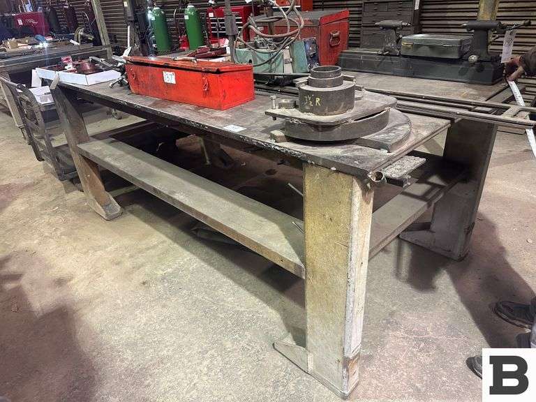 8'x4'x3.3' Metal Table - Booker Auction Company