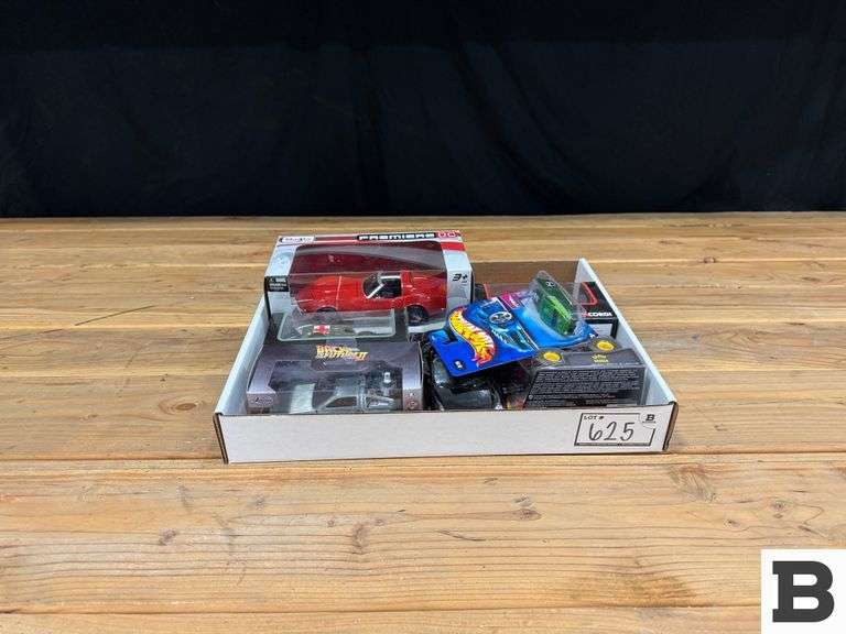 Assorted Die Cast Replica Toy Cars and Trucks - Booker Auction Company