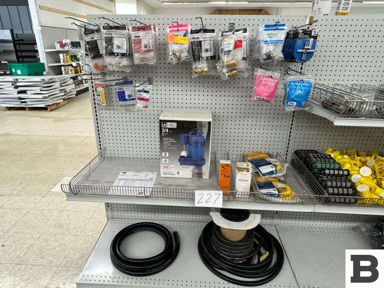 Various Plumbing Parts - Booker Auction Company