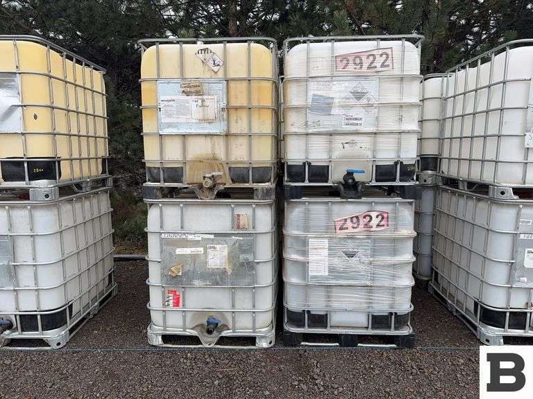 265 Gallon Plastic Shuttle Totes - Booker Auction Company