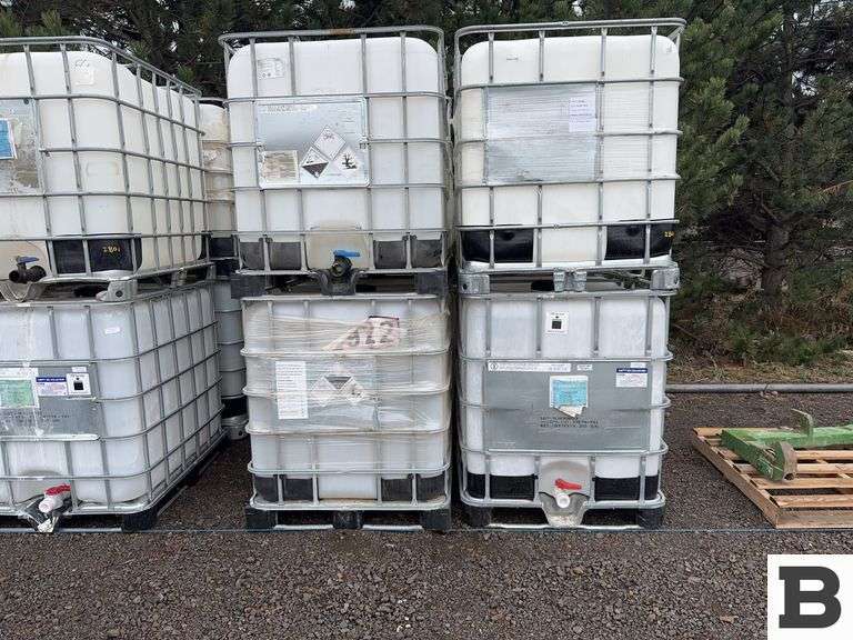 265 Gallon Plastic Shuttle Totes - Booker Auction Company
