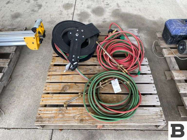 Torch Hoses and Cutting Tip, Torch Hose Reel - Booker Auction Company