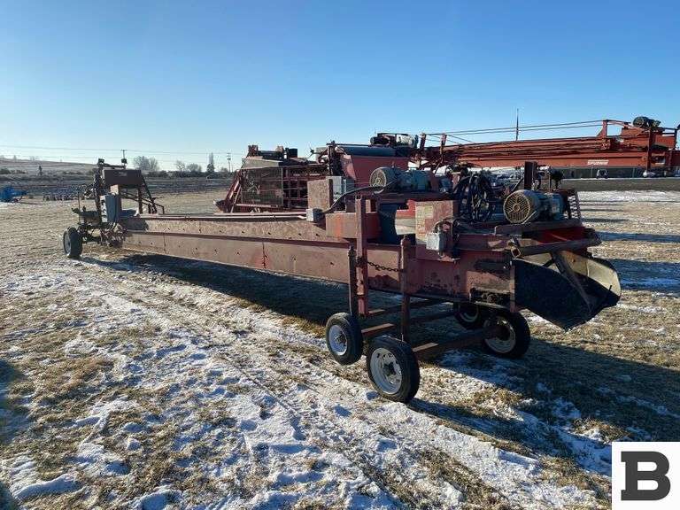 1995 Spudnik 1250 Expandable Table - Eltopia, WA - Booker Auction Company