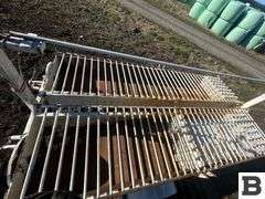 Hatfield Bottle Trailer - Oak Harbor, WA - Booker Auction Company