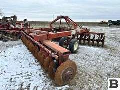 International 780 Offset Disc - Mesa, WA - Booker Auction Company