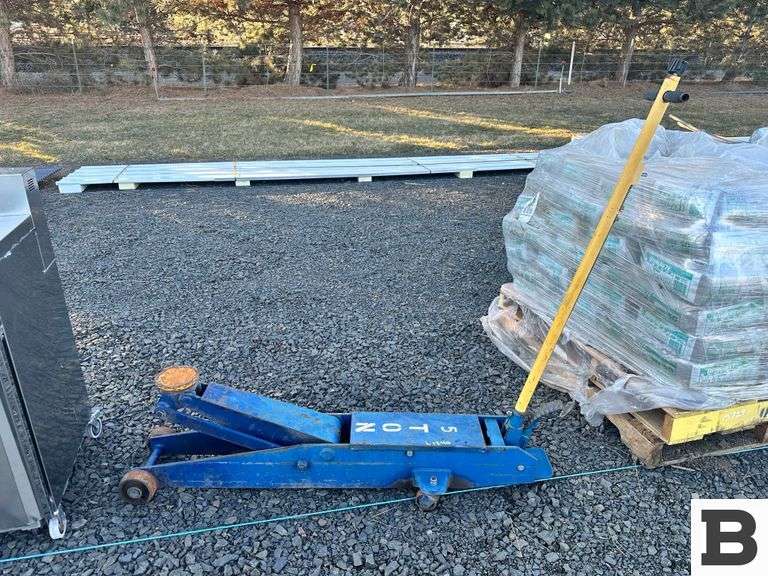 5 Ton Floor Jack - Booker Auction Company