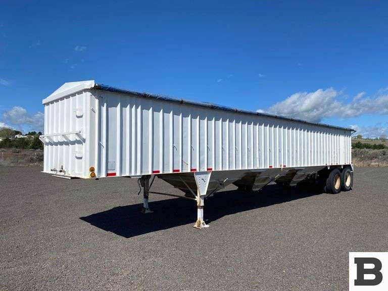 1980 Star Hopper Trailer - Booker Auction Company