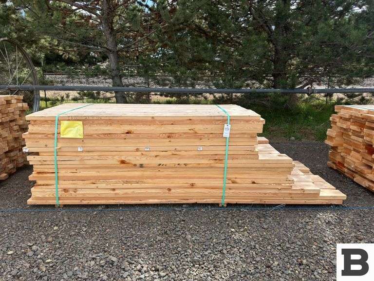 Various Size Lumber - Booker Auction Company